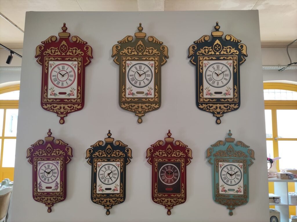 Love Malta Tal-Lira Wooden Clock Large - Scic Crafts Studio